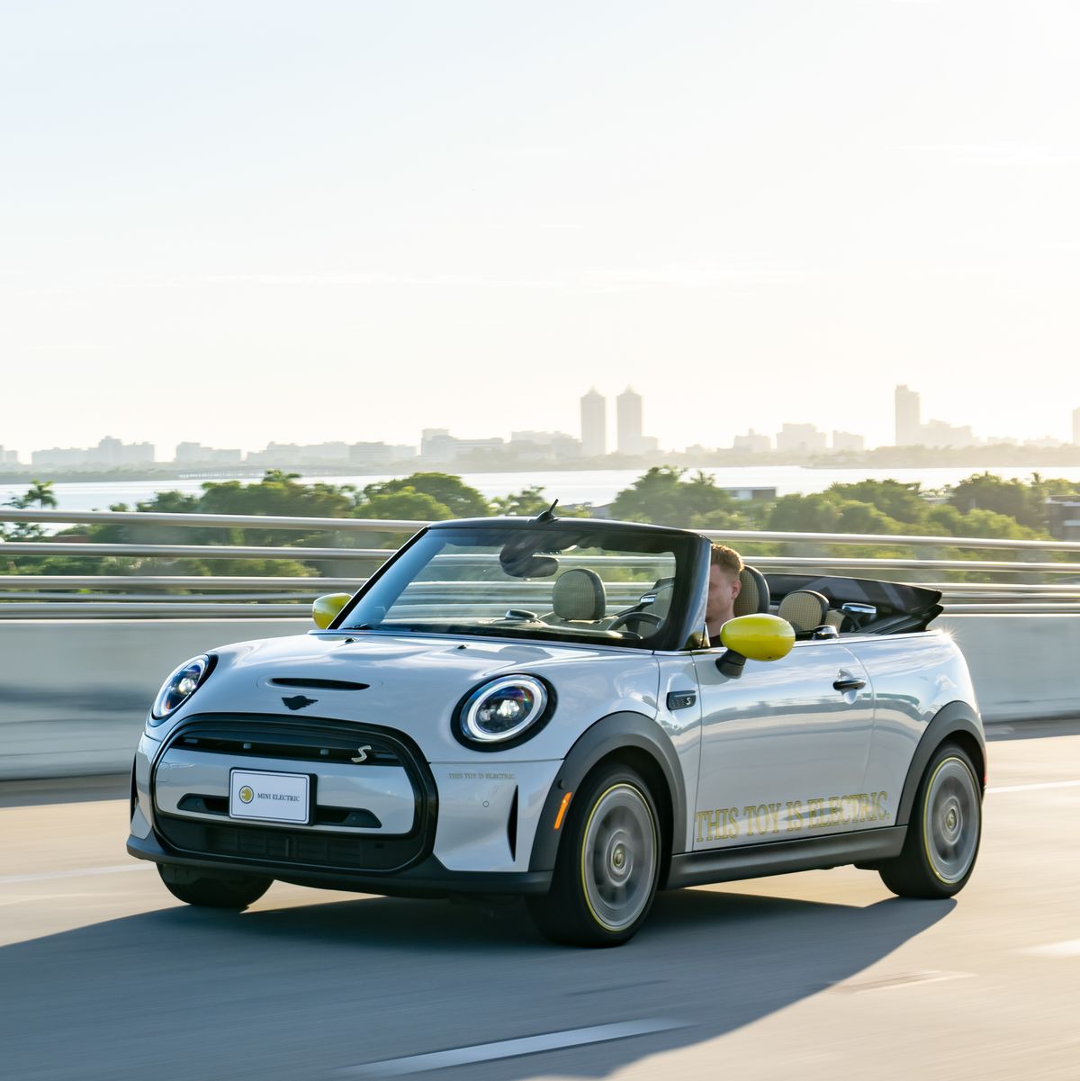 MINI Cooper SE: Unveiling the All-Electric Convertible